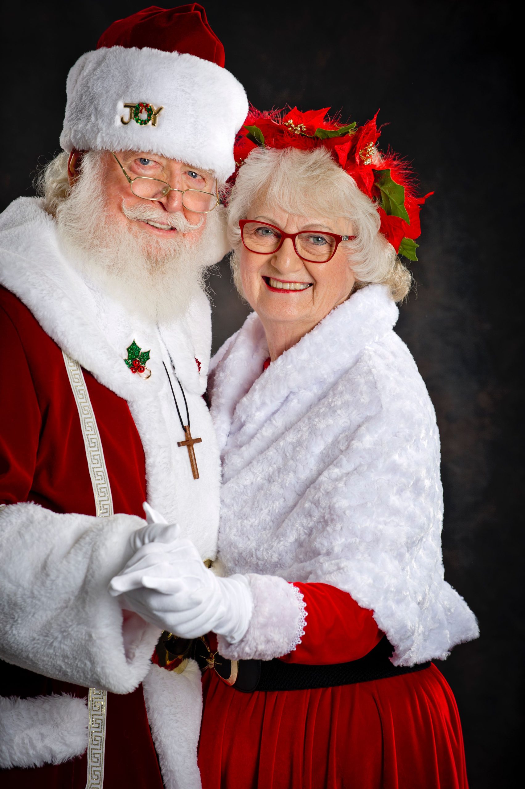 Gallery - The Santa Couple and the Idaho Santas Clearinghouse